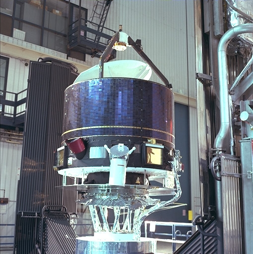 Giotto Spacecraft Rocket 1985
